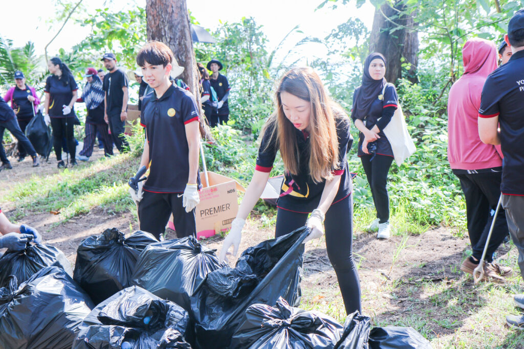 JPMC COLLECTED OVER 300KG OF TRASH DURING THE BEACH CLEAN-UP CAMPAIGN ...